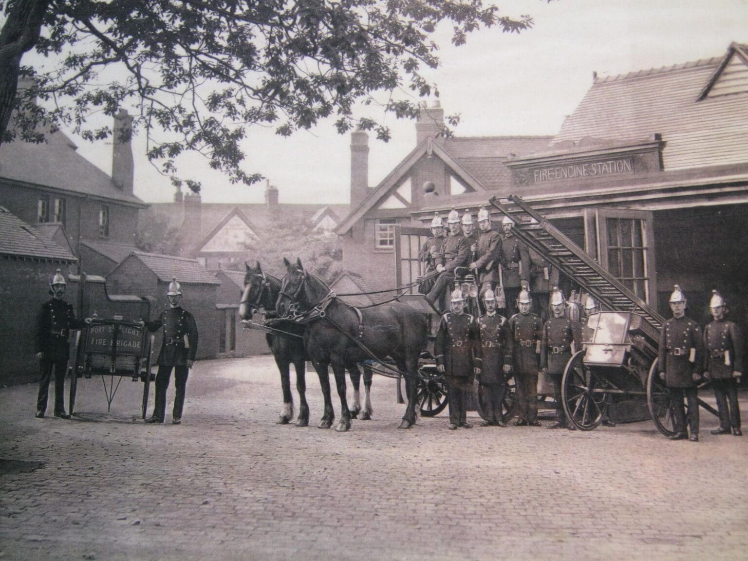 Renowned sculptor Emma Rodgers turns Port Sunlight's historic Fire ...